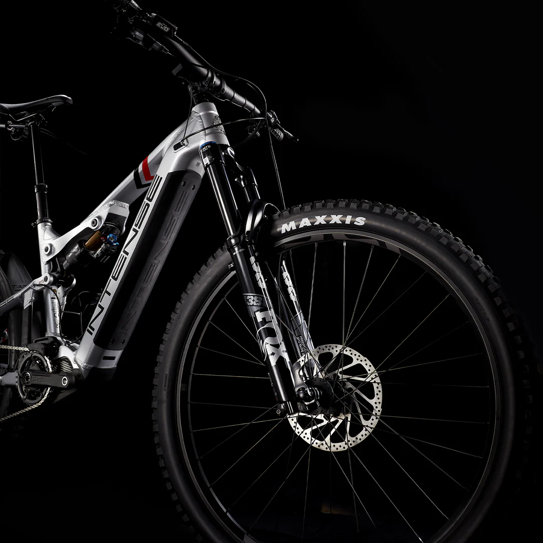 BCZAE7MXPMGLDFJ Tazer MX Alloy E-Bike - Pro Build - S/M - Intense ...