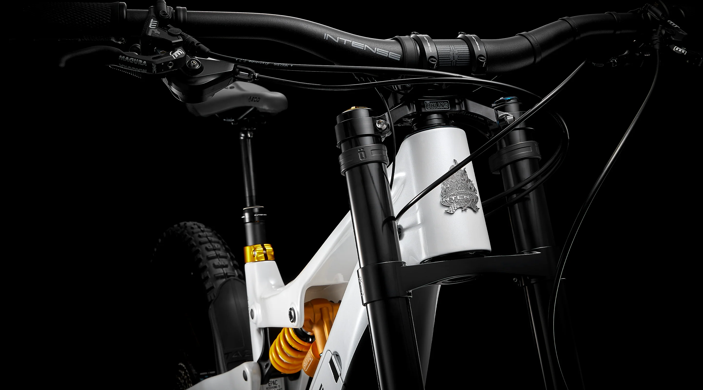 23ZCE7MXPMWHTFJ Tazer MX Carbon E-Bike - Pro Build - White - S/M ...